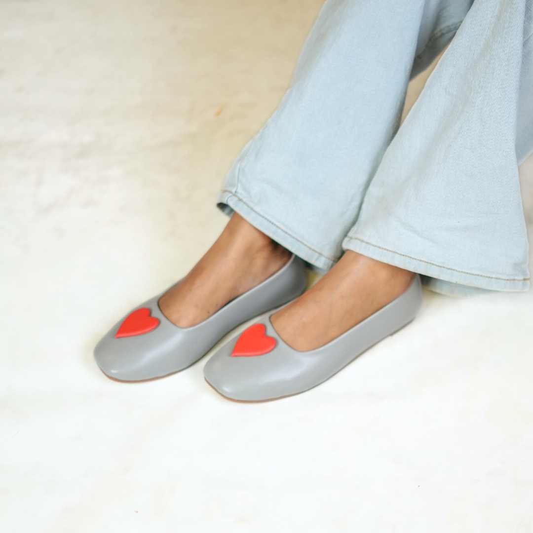 Meri Jaan Grey – The Madras Trunk