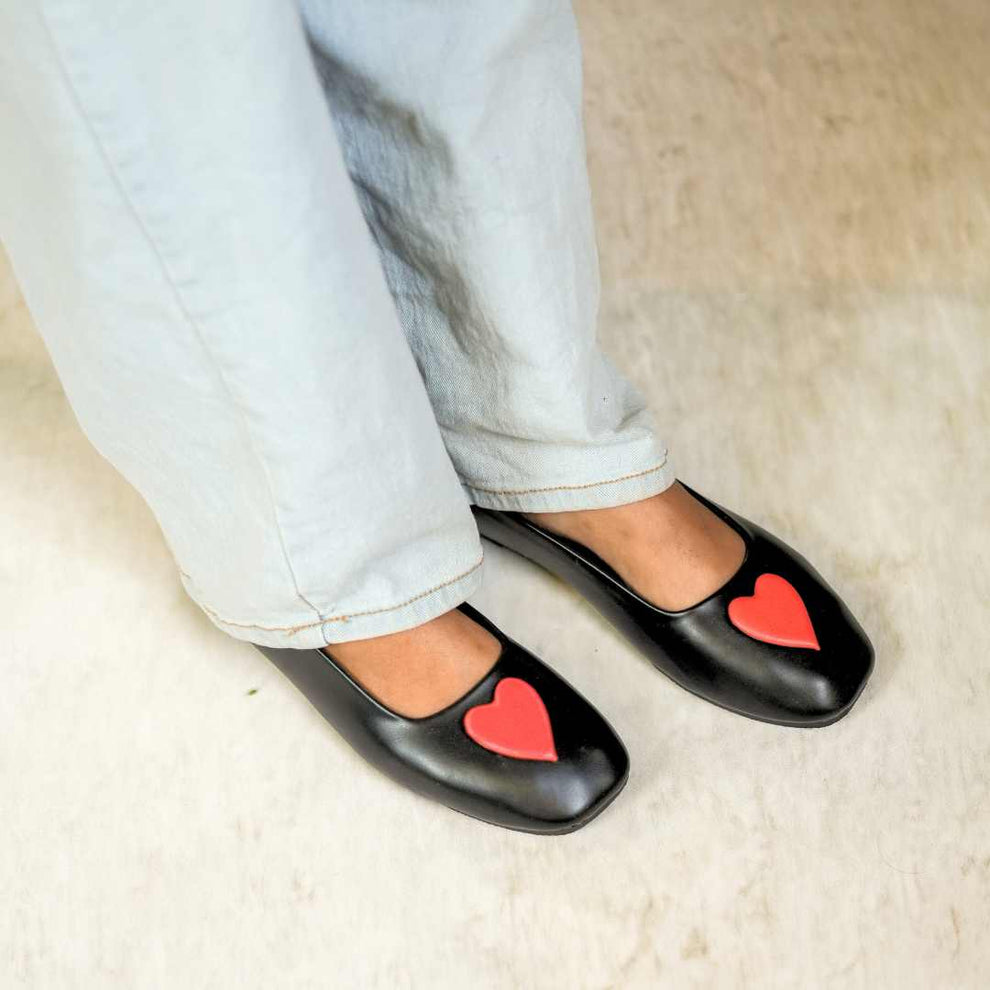 Meri Jaan Black – The Madras Trunk